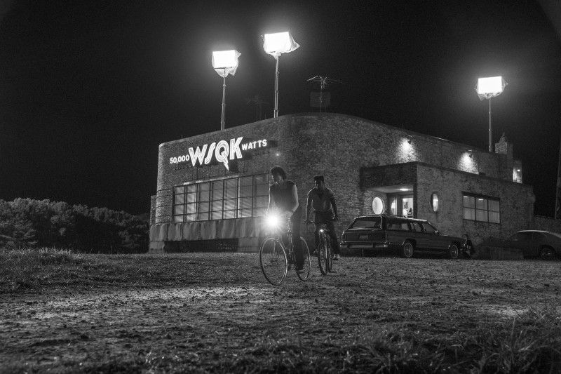 Stranger Things 5: Foto inedite dal set mostrano i nuovi look dei ...