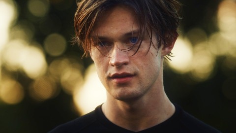 Maxton Hall: Damian Hardung è ormai una star, ma studia ancora medicina ...