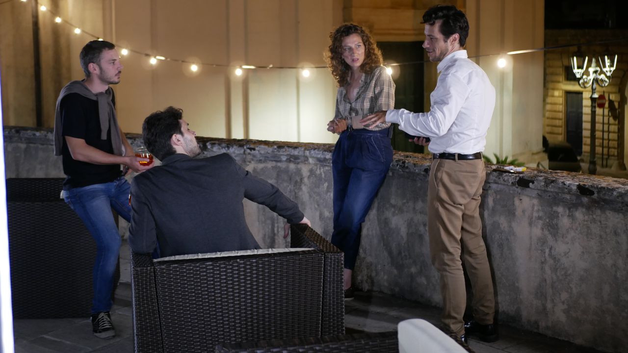 Ma tu, mi vuoi bene? - Film (2022)