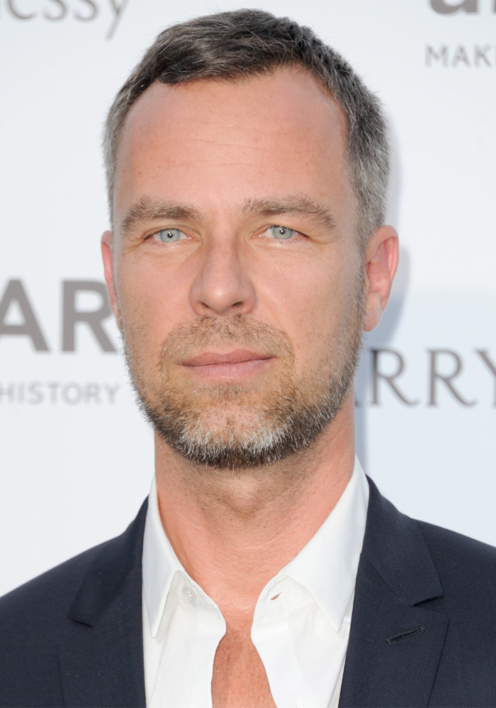 J.R. Bourne biografia