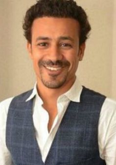 Ahmed Dawood biografia