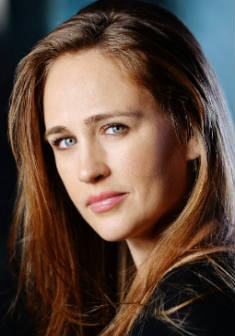 Sarah Thompson biografia