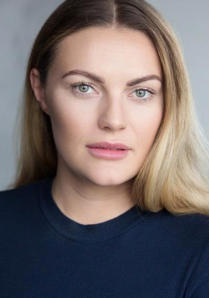 Chanel Cresswell biografia