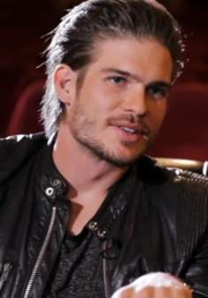 Tyler Johnson biografia