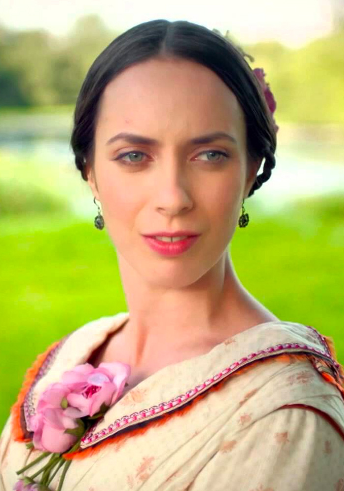 Kate O'Flynn biografia