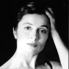 Laura D'Angelo biografia