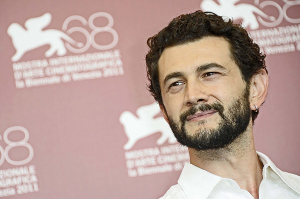 Vinicio Marchioni biografia