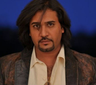 Hash Patel biografia