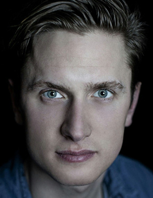 Mikkel Boe Følsgaard biografia