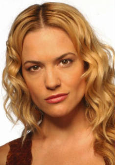 Victoria Pratt biografia