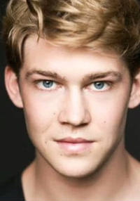Joe Alwyn biografia