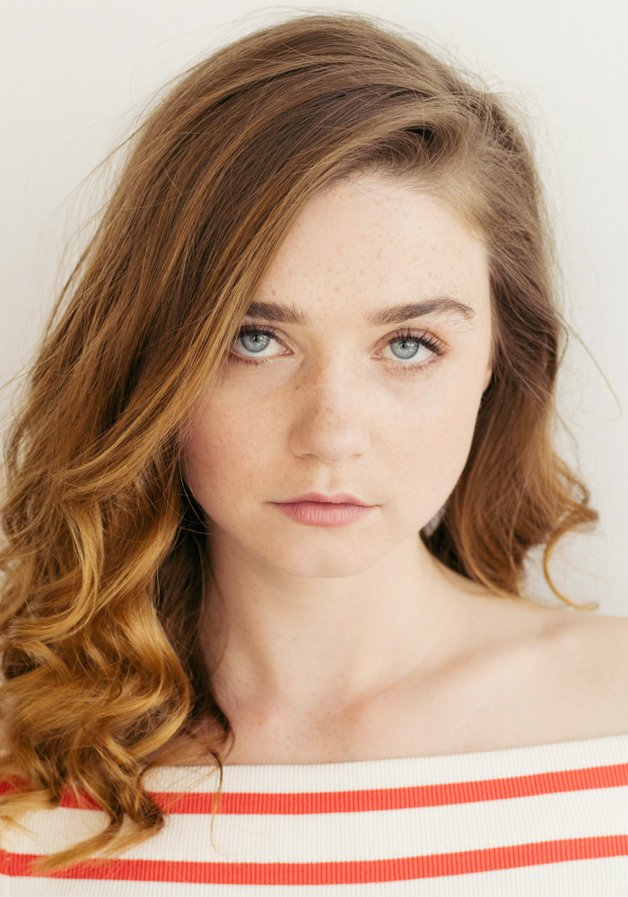 Jessica Barden biografia