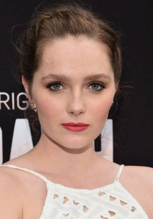 Amy Forsyth biografia