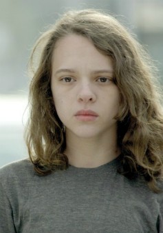 Shira Haas biografia