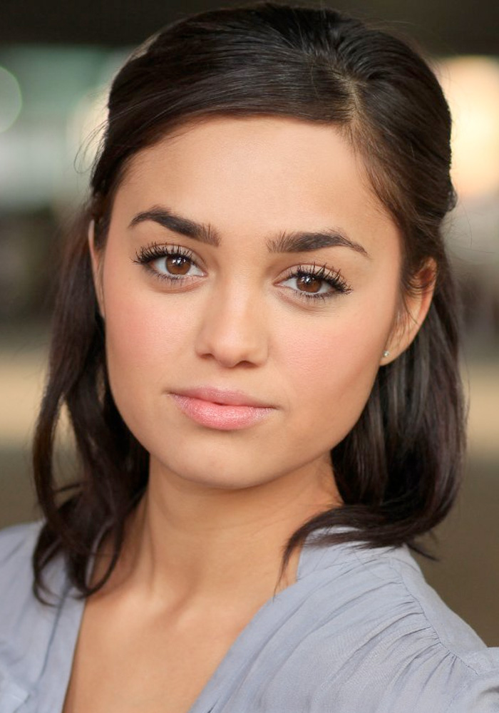 Shazi Raja biografia