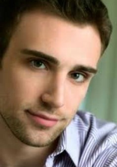 Michael Sirow biografia