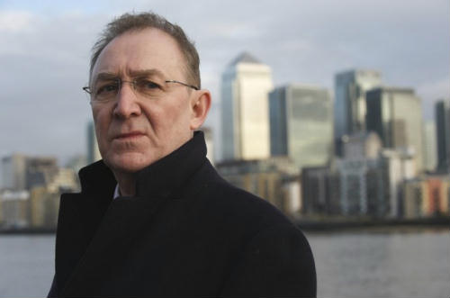 Dermot Crowley biografia