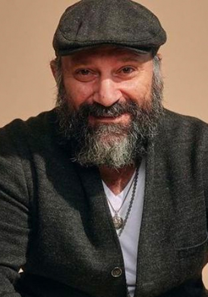 Laith Nakli biografia