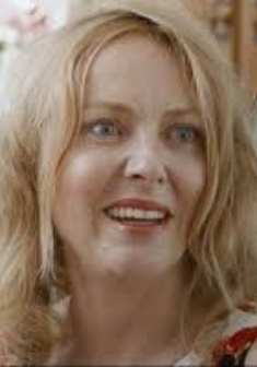 Precious Chong biografia