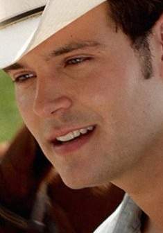 Greg Perrow biografia