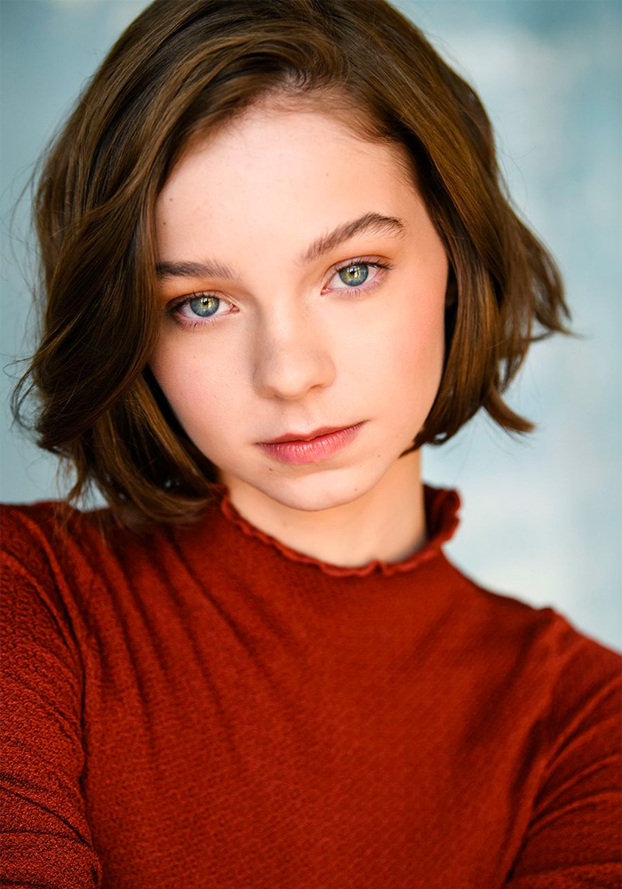 Emma Myers Biografia