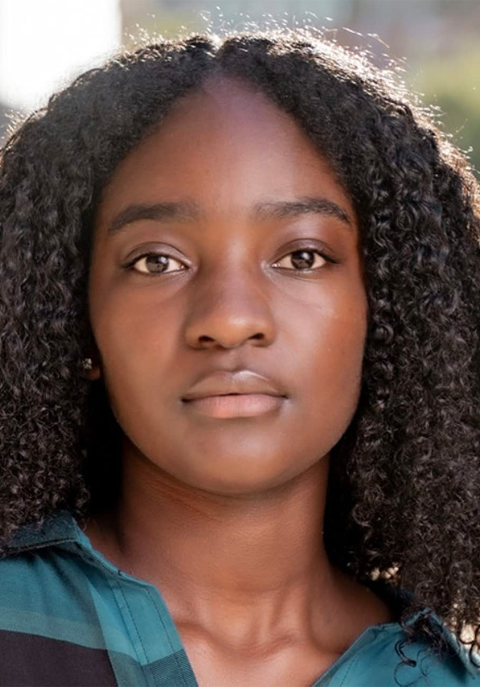 Halle Bush biografia