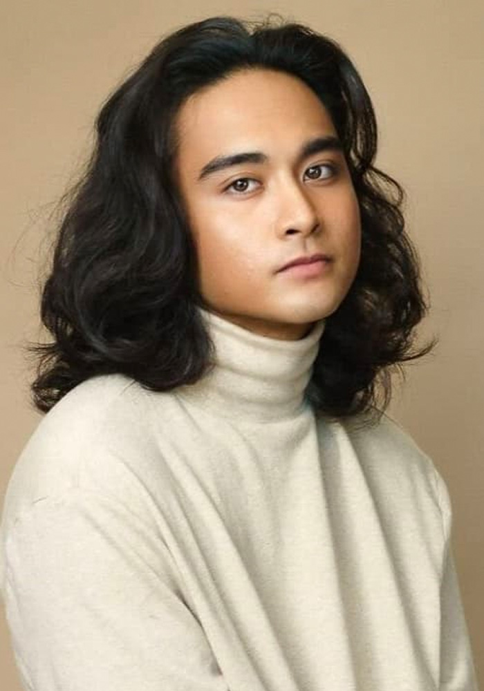 Kristian Flores biografia