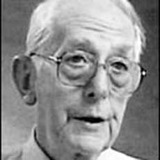 Lewis Gilbert biografia