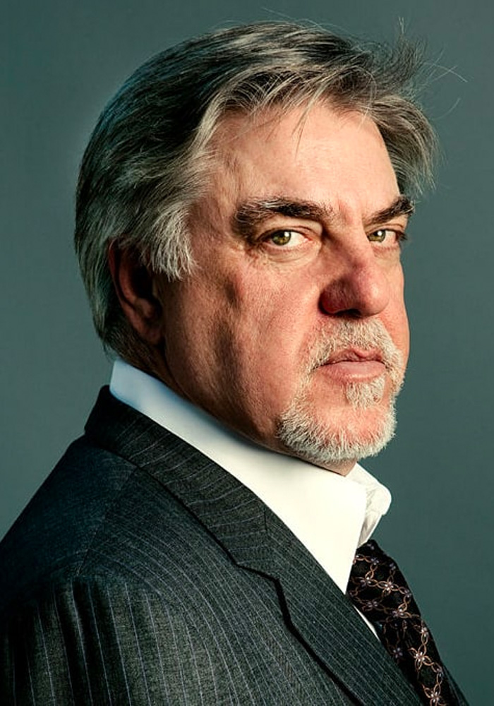 Bruce McGill biografia