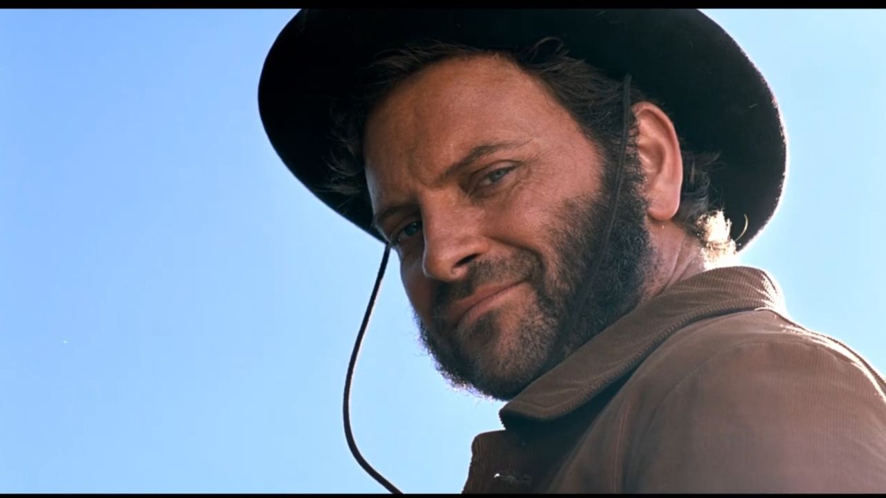 Testa o Croce?, Il Trailer Ufficiale del Film con Alessandro Borghi ...