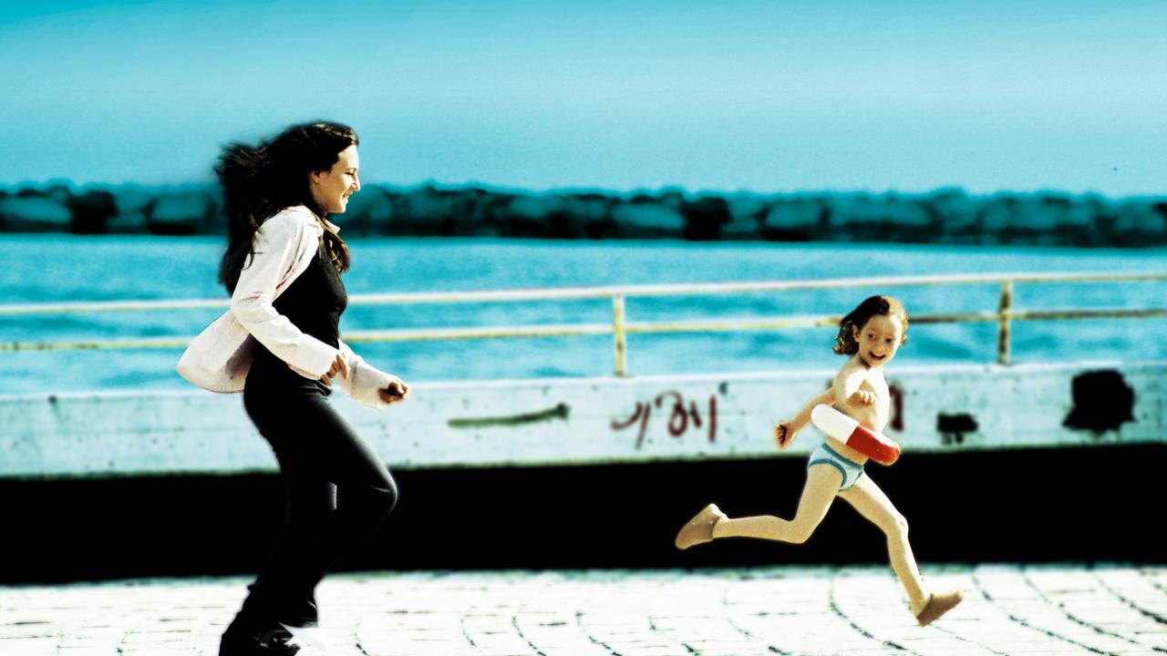 Meduse, Trailer del film con Sarah Adler, Nikol Leidman e Gera Sandler ...